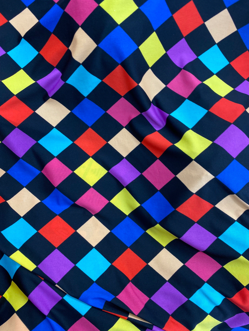 Polyester Spandex (4-way stretch) – AlexLAFabrics